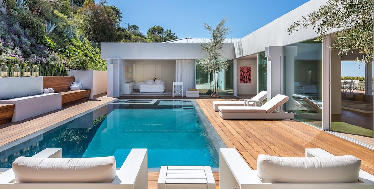 A Minimalist Bachelor Pad in Beverly Hills