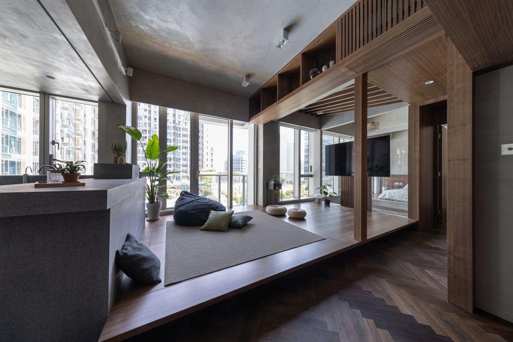 A 790 Sq. Ft. Hong Kong Home Designed for Two, Occupied by One